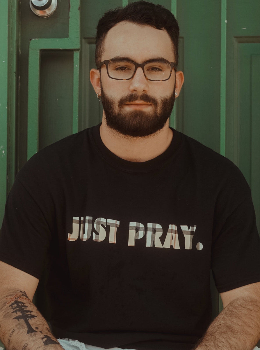 Just Pray Designer Tee “Black” – Saved by Christ Apparel
